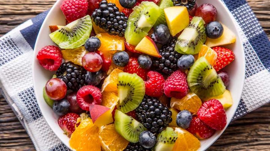Different types of sweet fruits and its benefits